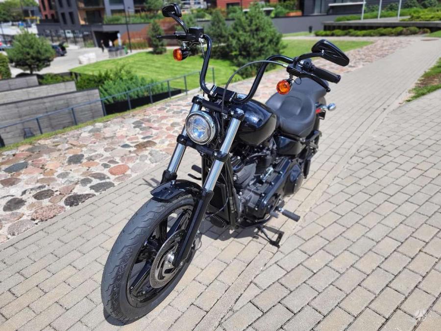 Black Harley-Davidson FXST 2024 in Kaunas, with an engine capacity of 0.00 L and mileage of 2 thousand km for 10400 €, photo 14 on AUTOMOTO.COM.LV