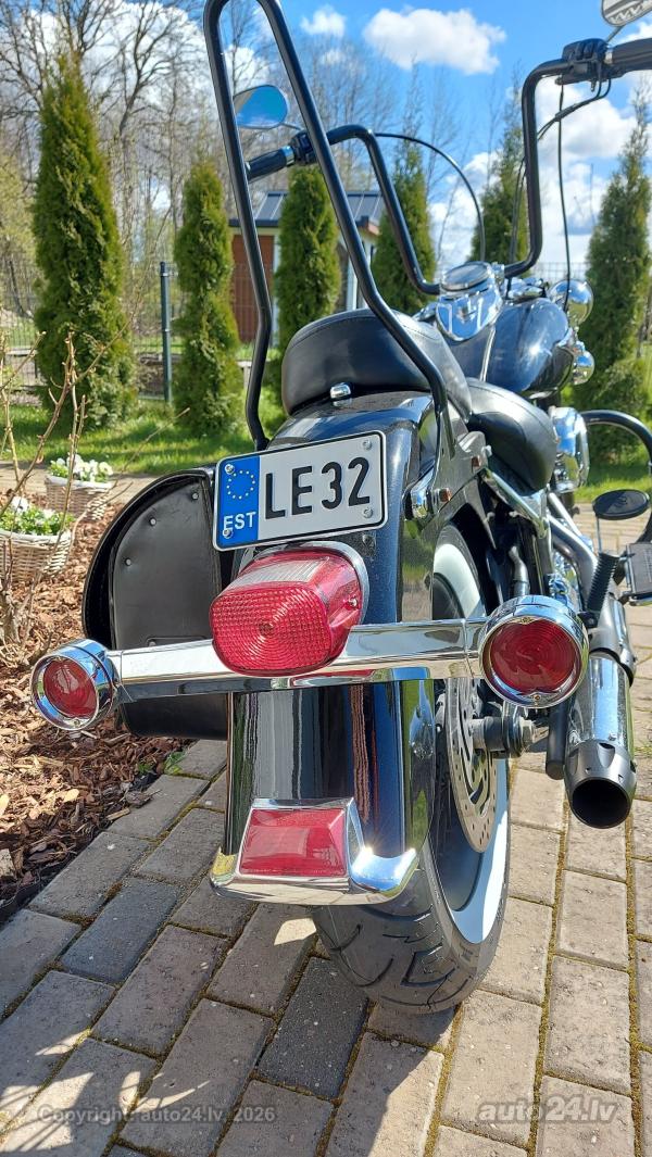 Melns Harley-Davidson Heritage Softail 2010 Tallina, ar dzinēja tilpumu 1.60 L un nobraukumu 38 tūkst. km par 8000 €, foto 6 vietnē AUTOMOTO.COM.LV