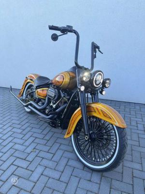 Харли-Девидсон Heritage Softail 2021 в Каунас, объемом двигателя 1.90 л и пробегом 34 тыс. км за 17900 €, фото 3 на AUTOMOTO.COM.LV
