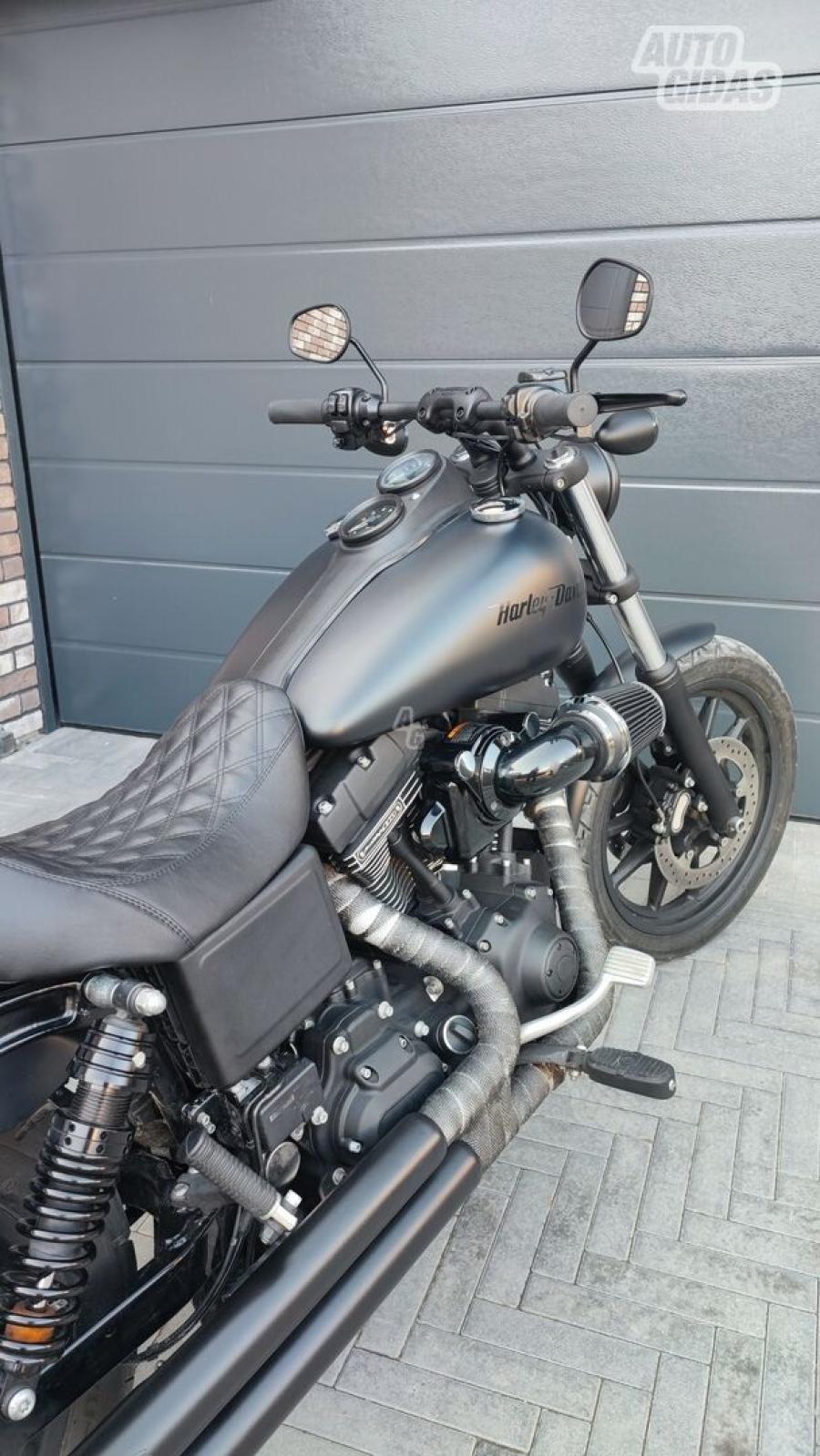 Melns Harley-Davidson Low Rider 2016 Kauņa, ar dzinēja tilpumu 1.80 L un nobraukumu 29 tūkst. km par 7599 €, foto 9 vietnē AUTOMOTO.COM.LV