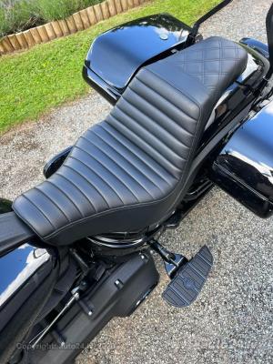 Black Harley-Davidson Low Rider 2020 in Rakvere, with an engine capacity of 1.87 L and mileage of 14 thousand km for 16000 €, photo 6 on AUTOMOTO.COM.LV
