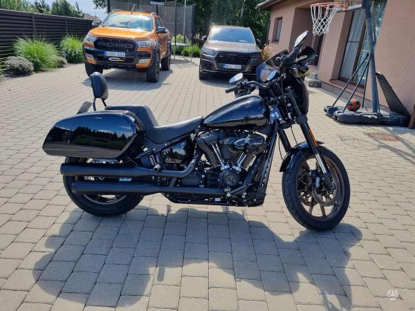 Melns Harley-Davidson Low Rider 2022 Kėdainiai, ar dzinēja tilpumu 1.92 L un nobraukumu 15 tūkst. km par 15000 €, foto 7 vietnē AUTOMOTO.COM.LV