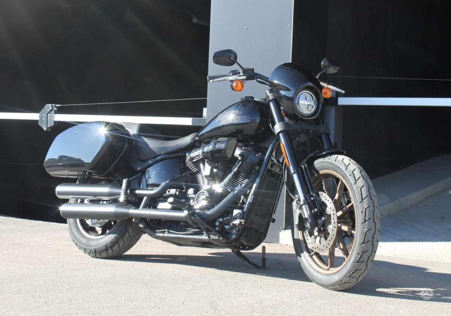 Melns Harley-Davidson Low Rider 2023 Viļņa, ar dzinēja tilpumu 1.93 L un nobraukumu 20 tūkst. km par 15500 €, foto 6 vietnē AUTOMOTO.COM.LV