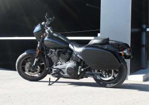 Melns Harley-Davidson Low Rider 2023 Viļņa, ar dzinēja tilpumu 1.93 L un nobraukumu 20 tūkst. km par 15500 €, foto 9 vietnē AUTOMOTO.COM.LV