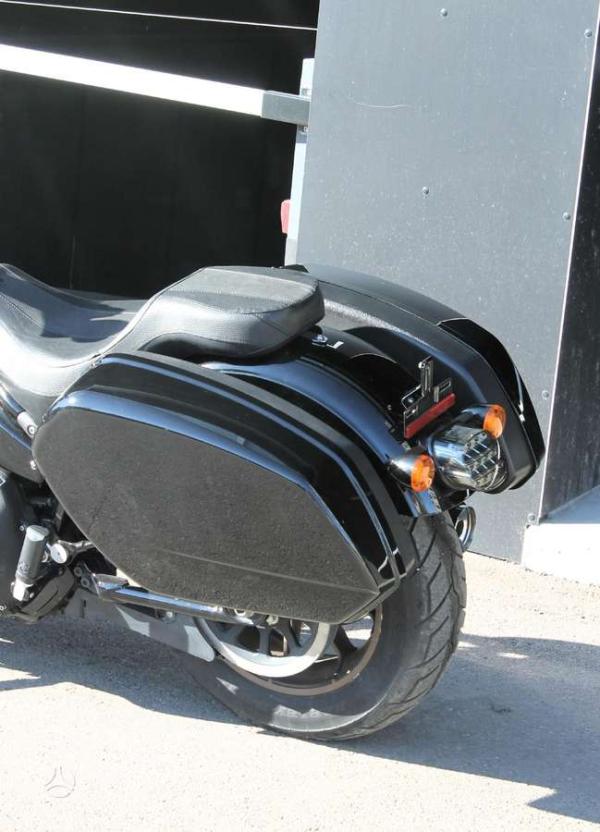 Black Harley-Davidson Low Rider 2023 in Vilnius, with an engine capacity of 1.93 L and mileage of 20 thousand km for 15500 €, photo 10 on AUTOMOTO.COM.LV