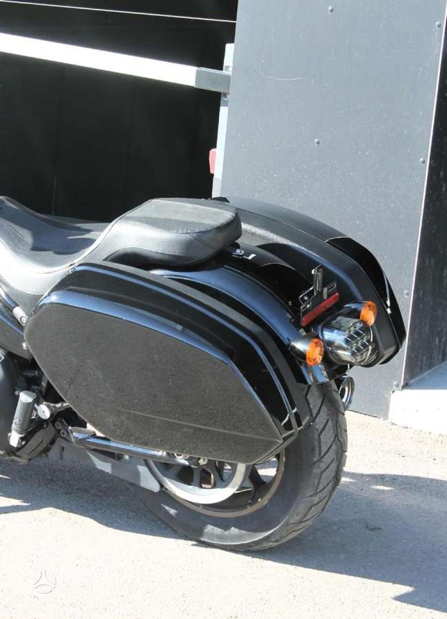 Melns Harley-Davidson Low Rider 2023 Viļņa, ar dzinēja tilpumu 1.93 L un nobraukumu 20 tūkst. km par 15500 €, foto 11 vietnē AUTOMOTO.COM.LV