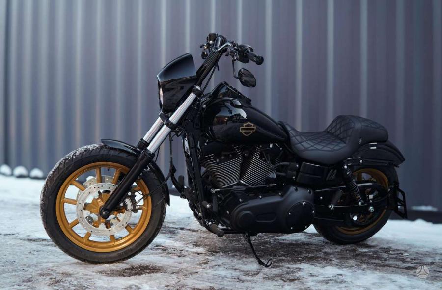 Harley-Davidson Low Rider 2017 in Kaunas, with an engine capacity of 1.80 L and mileage of 15 thousand km for 14222 €, photo 8 on AUTOMOTO.COM.LV