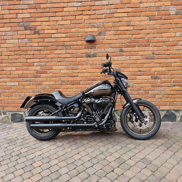 Harley-Davidson Low Rider 2022 in Kursenai on AUTOMOTO.COM.LV Harley-Davidson Low Rider 2022 in Kursenai, with an engine capacity of 1.92 L and mileage of 15 thousand km for 10500 €, photo 7 on AUTOMOTO.COM.LV