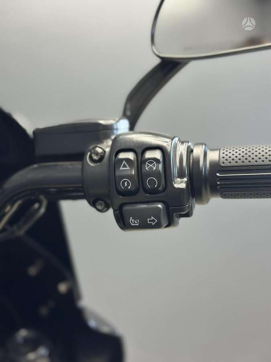 Harley-Davidson Low Rider 2023 Kauņa, ar dzinēja tilpumu 1.92 L un nobraukumu 2 tūkst. km par 15500 €, foto 14 vietnē AUTOMOTO.COM.LV
