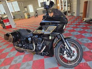 Harley-Davidson Low Rider 2023 Rīga, ar dzinēja tilpumu 1.90 L un nobraukumu 0 tūkst. km par 22000 €, foto 1 vietnē AUTOMOTO.COM.LV