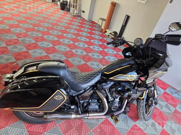 Harley-Davidson Low Rider 2023 Rīga, ar dzinēja tilpumu 1.90 L un nobraukumu 0 tūkst. km par 22000 €, foto 3 vietnē AUTOMOTO.COM.LV