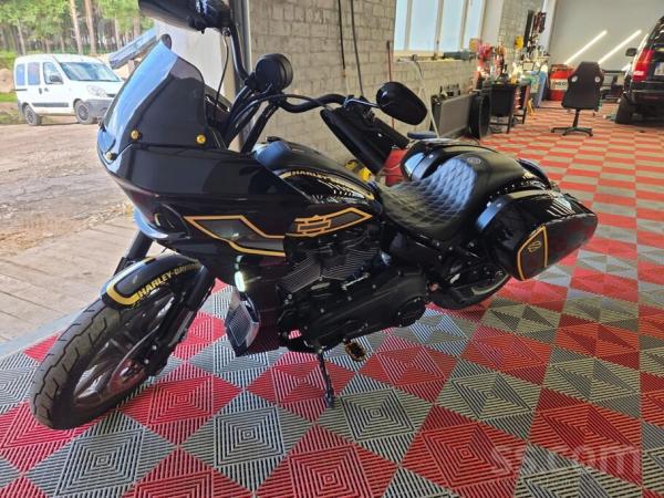 Harley-Davidson Low Rider 2023 Rīga, ar dzinēja tilpumu 1.90 L un nobraukumu 0 tūkst. km par 22000 €, foto 6 vietnē AUTOMOTO.COM.LV