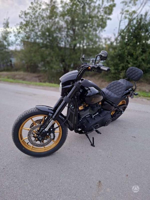 Harley-Davidson Low Rider 2023 in Kaunas, with an engine capacity of 1.92 L and mileage of 15 thousand km for 14999 €, photo 6 on AUTOMOTO.COM.LV