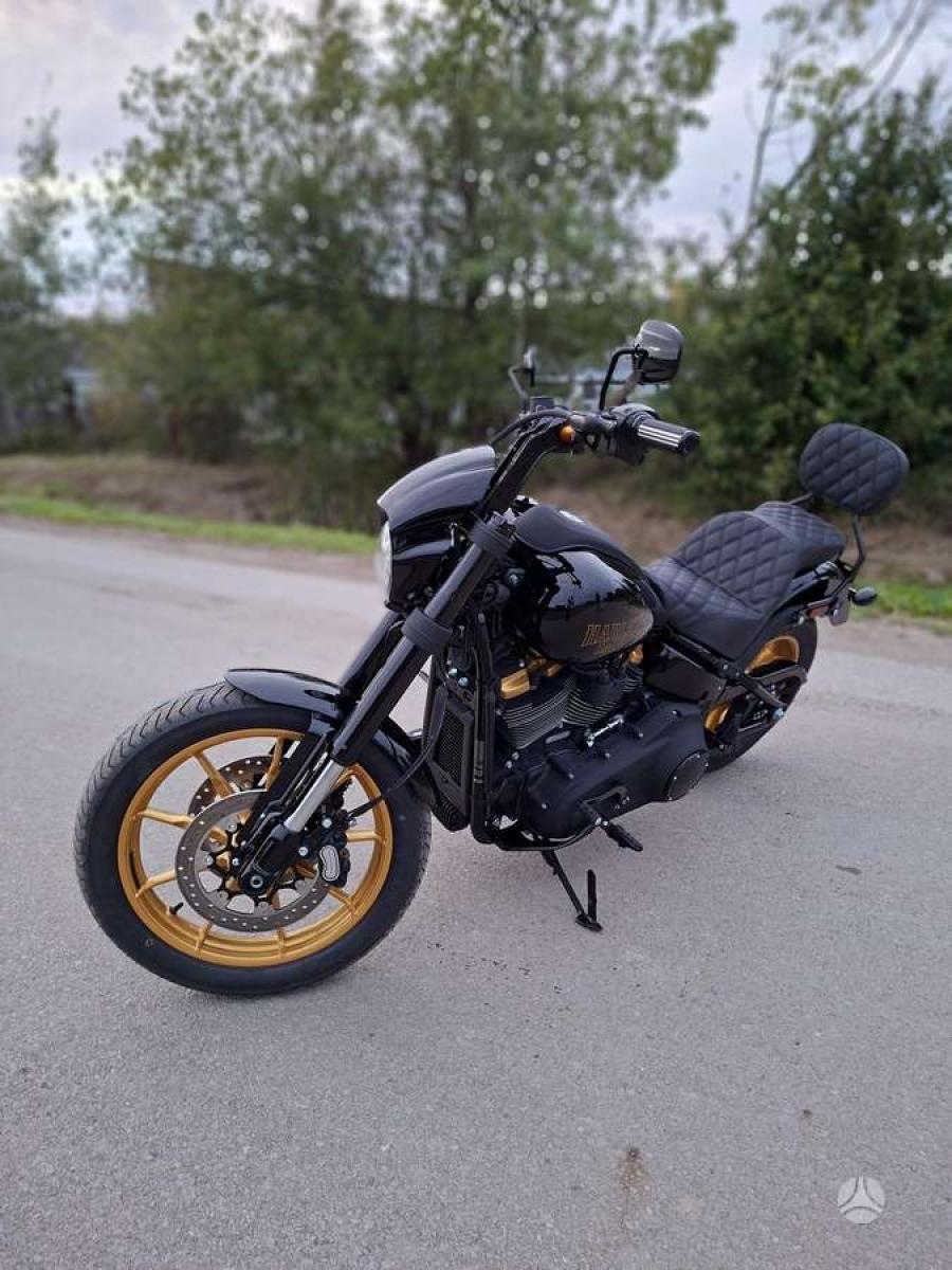 Harley-Davidson Low Rider 2023 in Kaunas, with an engine capacity of 1.92 L and mileage of 15 thousand km for 14999 €, photo 6 on AUTOMOTO.COM.LV
