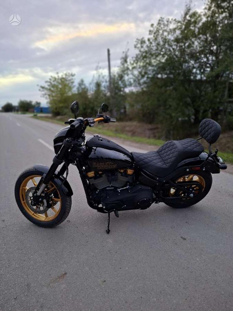 Harley-Davidson Low Rider 2023 in Kaunas, with an engine capacity of 1.92 L and mileage of 15 thousand km for 14999 €, photo 7 on AUTOMOTO.COM.LV
