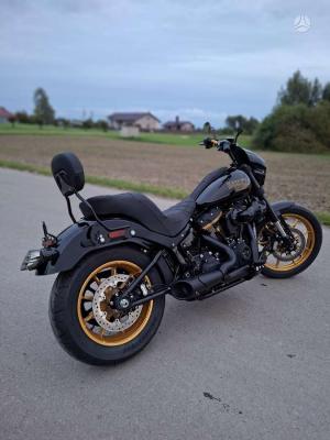 Harley-Davidson Low Rider 2023 in Kaunas, with an engine capacity of 1.92 L and mileage of 15 thousand km for 14999 €, photo 8 on AUTOMOTO.COM.LV