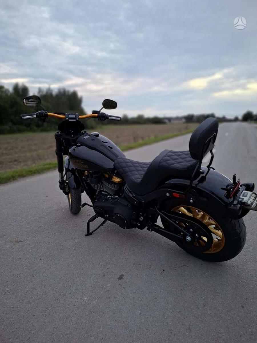 Harley-Davidson Low Rider 2023 in Kaunas, with an engine capacity of 1.92 L and mileage of 15 thousand km for 14999 €, photo 13 on AUTOMOTO.COM.LV