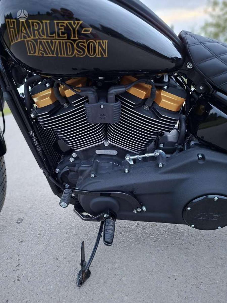 Harley-Davidson Low Rider 2023 in Kaunas, with an engine capacity of 1.92 L and mileage of 15 thousand km for 14999 €, photo 14 on AUTOMOTO.COM.LV