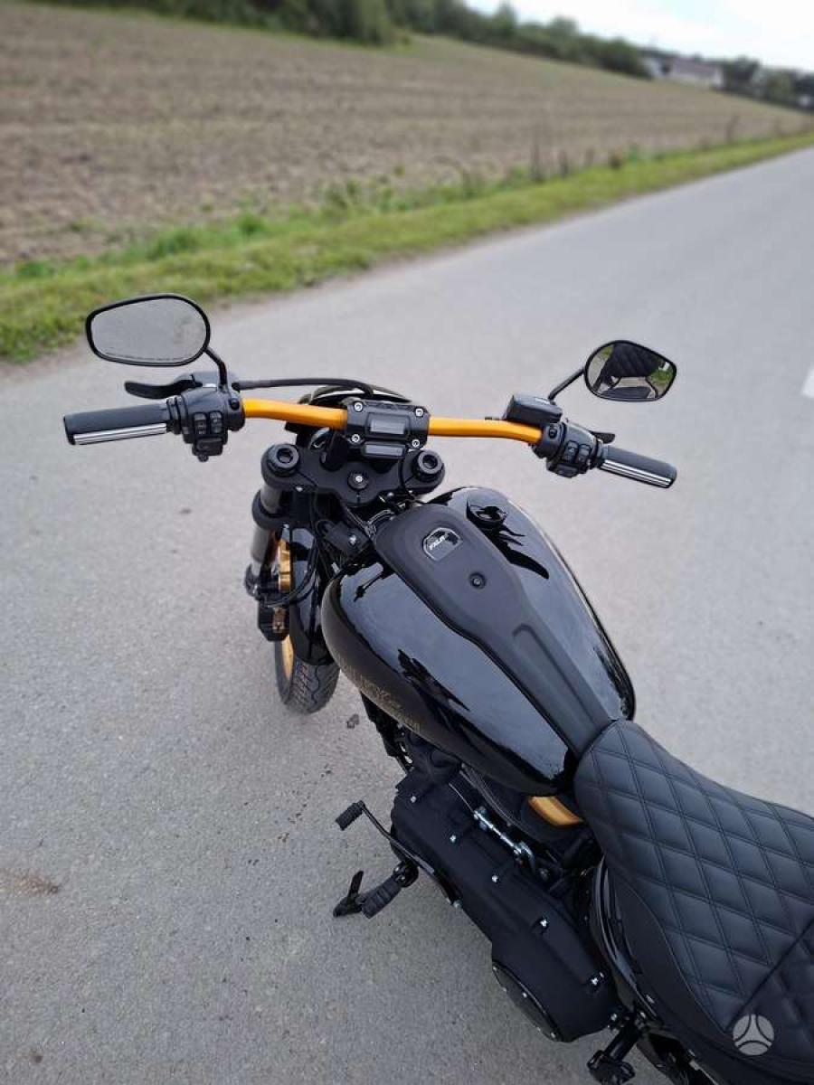 Harley-Davidson Low Rider 2023 in Kaunas, with an engine capacity of 1.92 L and mileage of 15 thousand km for 14999 €, photo 15 on AUTOMOTO.COM.LV