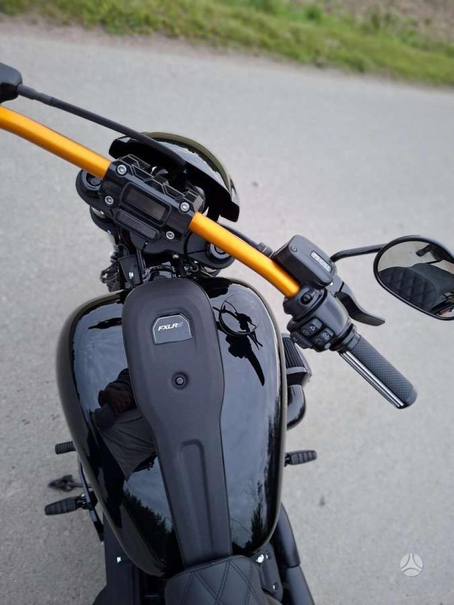 Harley-Davidson Low Rider 2023 in Kaunas, with an engine capacity of 1.92 L and mileage of 15 thousand km for 14999 €, photo 16 on AUTOMOTO.COM.LV