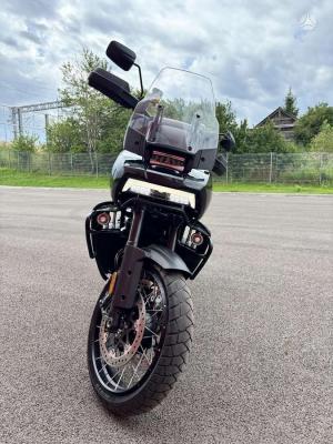 Melns Harley-Davidson Pan America 2023 Telšiai, ar dzinēja tilpumu 1.25 L un nobraukumu 11 tūkst. km par 12705 €, foto 6 vietnē AUTOMOTO.COM.LV