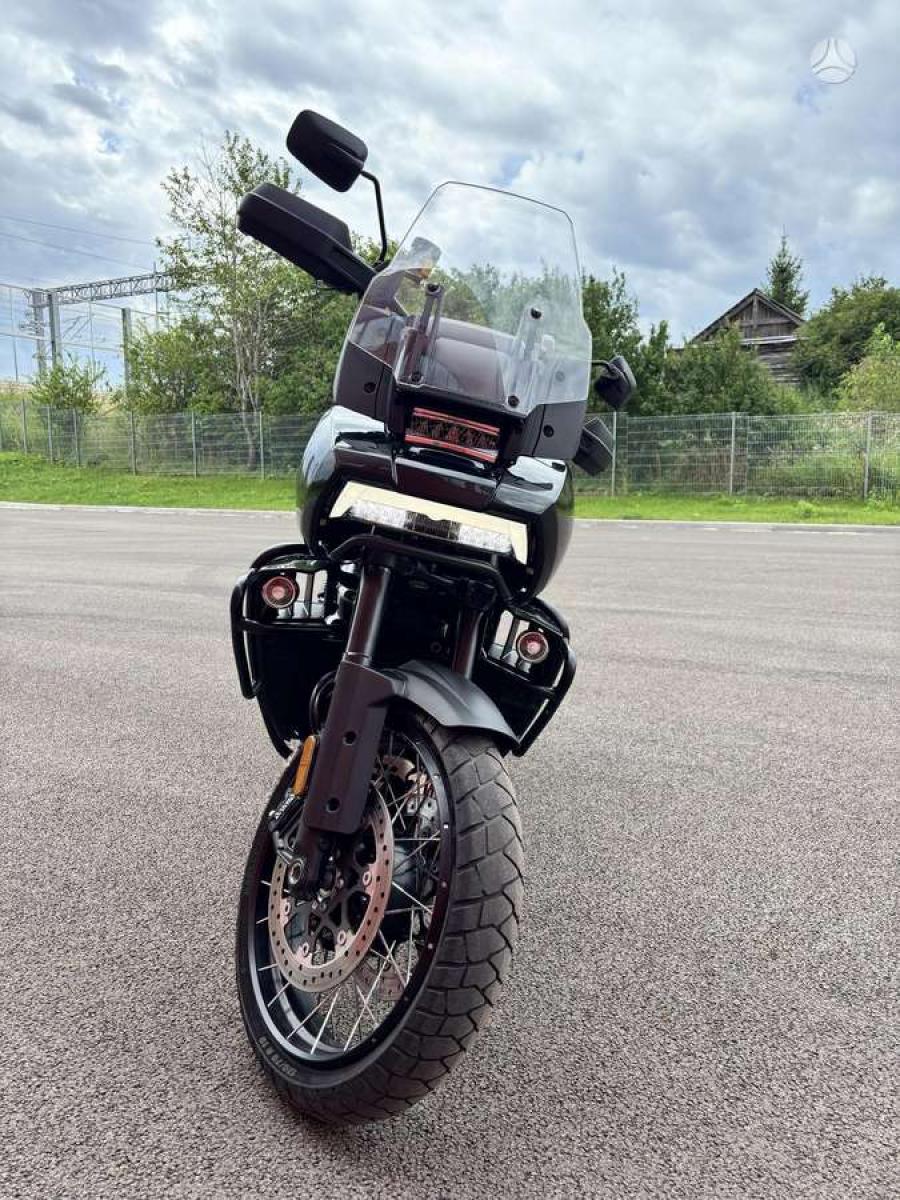 Melns Harley-Davidson Pan America 2023 Telšiai, ar dzinēja tilpumu 1.25 L un nobraukumu 11 tūkst. km par 12705 €, foto 6 vietnē AUTOMOTO.COM.LV