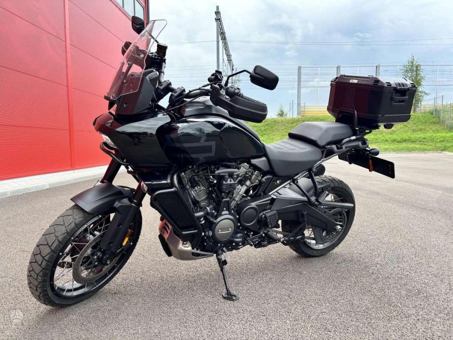 Melns Harley-Davidson Pan America 2023 Telšiai, ar dzinēja tilpumu 1.25 L un nobraukumu 11 tūkst. km par 12705 €, foto 8 vietnē AUTOMOTO.COM.LV