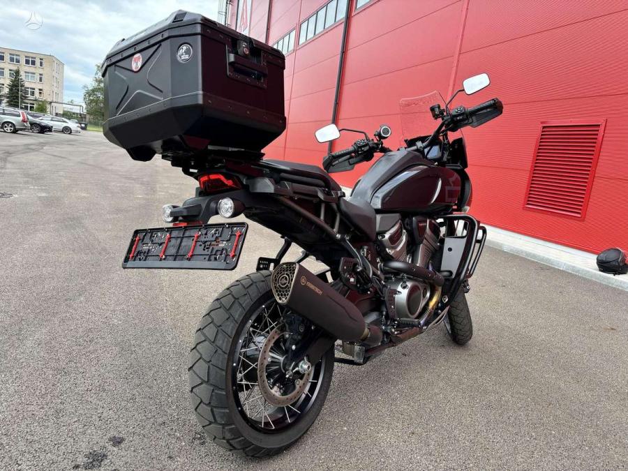 Melns Harley-Davidson Pan America 2023 Telšiai, ar dzinēja tilpumu 1.25 L un nobraukumu 11 tūkst. km par 12705 €, foto 10 vietnē AUTOMOTO.COM.LV