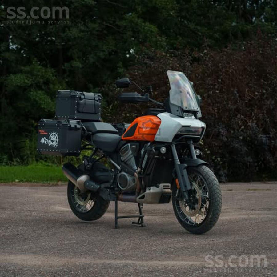Harley-Davidson Pan America 2021 in Riga, with an engine capacity of 1.25 L and mileage of 0 thousand km for 13950 €, photo 1 on AUTOMOTO.COM.LV
