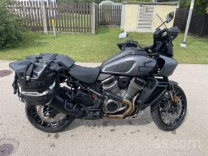 Harley-Davidson Pan America 2022 in Riga, with an engine capacity of 1.25 L and mileage of 0 thousand km for 16000 €, photo  on AUTOMOTO.COM.LV