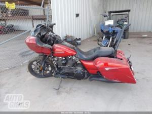 Melns Harley-Davidson Road Glide 0 Klaipėda, ar dzinēja tilpumu 0.00 L un nobraukumu 0 tūkst. km par 6500 €, foto 14 vietnē AUTOMOTO.COM.LV