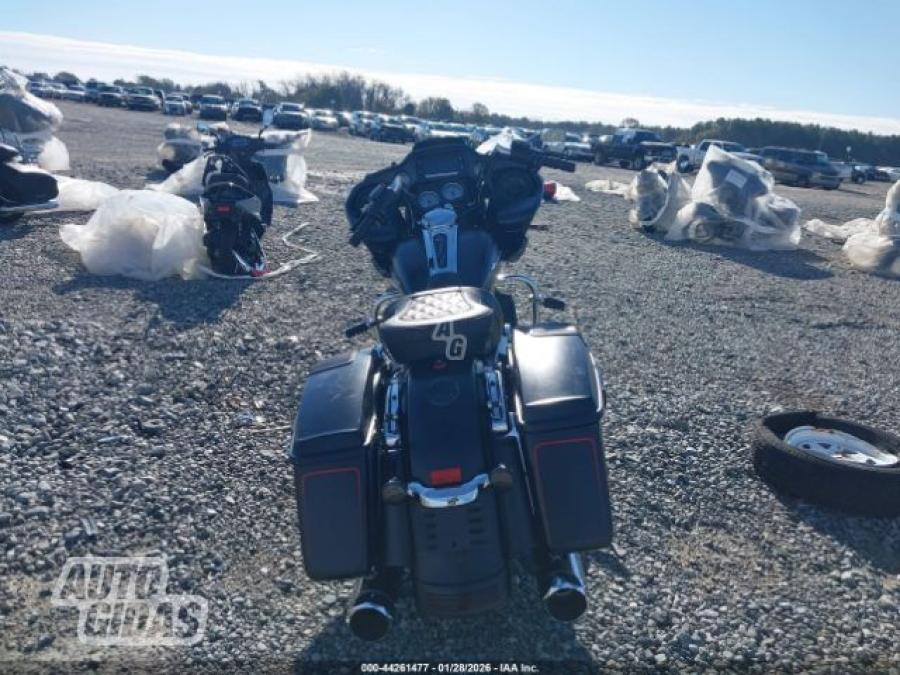 Черный Харли-Девидсон Road Glide 0 в Клайпеда, объемом двигателя 0.00 л и пробегом 0 тыс. км за 7000 €, фото 7 на AUTOMOTO.COM.LV