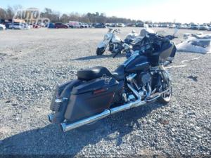 Черный Харли-Девидсон Road Glide 0 в Клайпеда, объемом двигателя 0.00 л и пробегом 0 тыс. км за 7000 €, фото 5 на AUTOMOTO.COM.LV