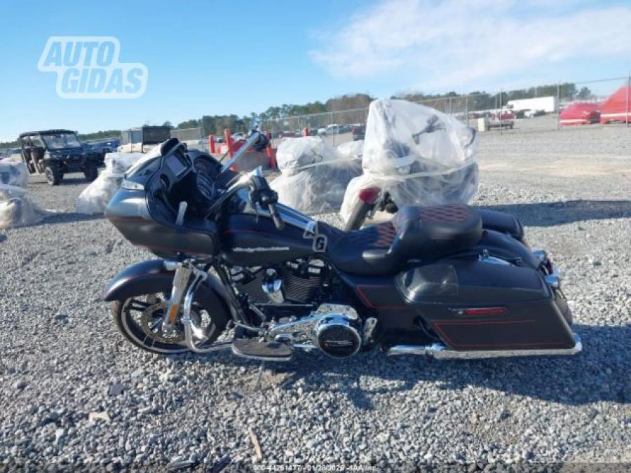 Черный Харли-Девидсон Road Glide 0 в Клайпеда, объемом двигателя 0.00 л и пробегом 0 тыс. км за 7000 €, фото 14 на AUTOMOTO.COM.LV
