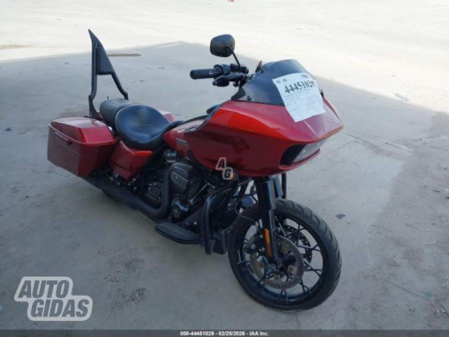 Черный Харли-Девидсон Road Glide 0 в Клайпеда, объемом двигателя 0.00 л и пробегом 0 тыс. км за 6500 €, фото 1 на AUTOMOTO.COM.LV