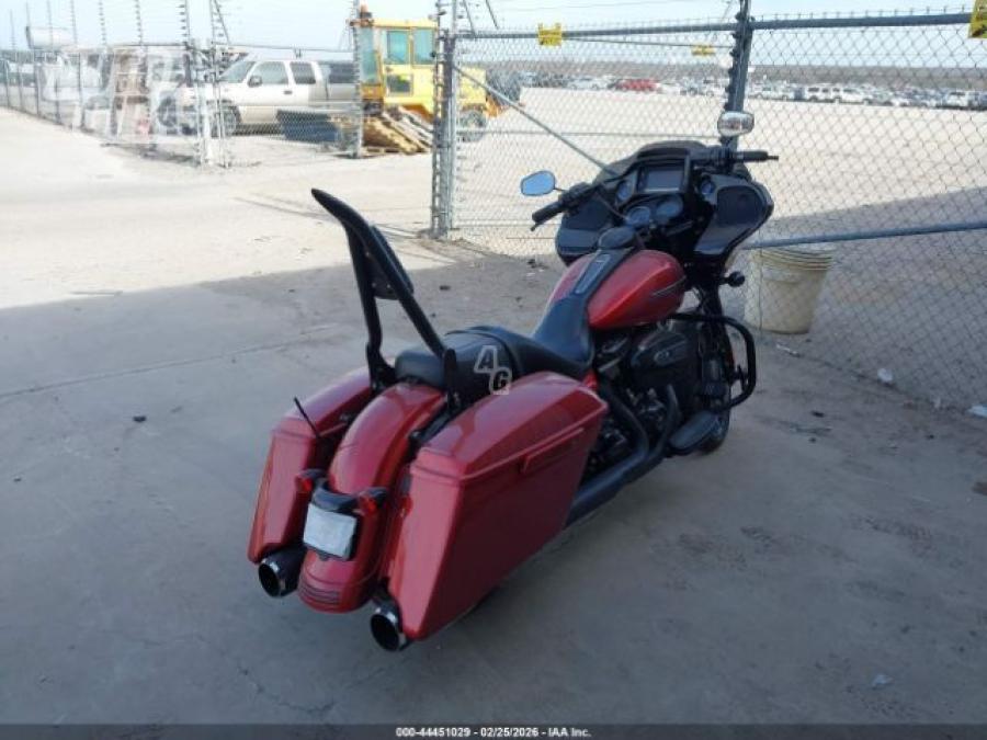 Черный Харли-Девидсон Road Glide 0 в Клайпеда, объемом двигателя 0.00 л и пробегом 0 тыс. км за 6500 €, фото 5 на AUTOMOTO.COM.LV