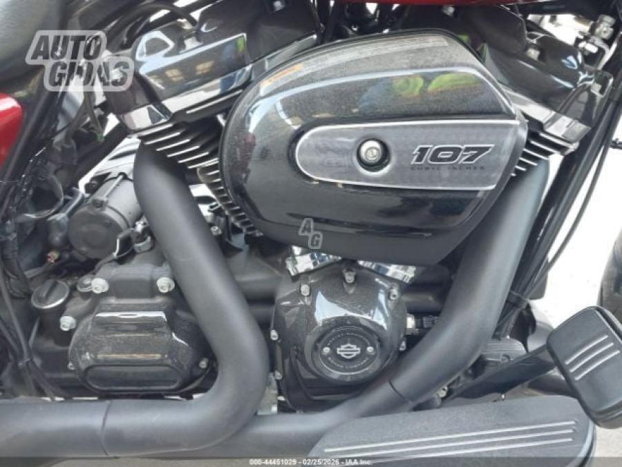 Черный Харли-Девидсон Road Glide 0 в Клайпеда, объемом двигателя 0.00 л и пробегом 0 тыс. км за 6500 €, фото 9 на AUTOMOTO.COM.LV