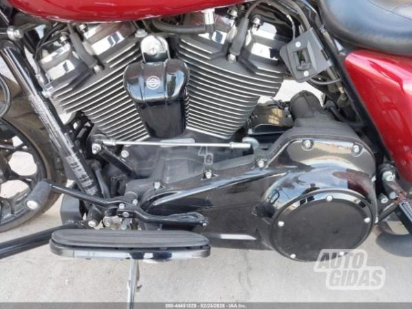Черный Харли-Девидсон Road Glide 0 в Клайпеда, объемом двигателя 0.00 л и пробегом 0 тыс. км за 6500 €, фото 9 на AUTOMOTO.COM.LV