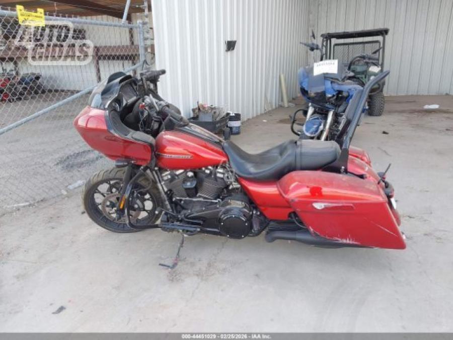 Черный Харли-Девидсон Road Glide 0 в Клайпеда, объемом двигателя 0.00 л и пробегом 0 тыс. км за 6500 €, фото 14 на AUTOMOTO.COM.LV