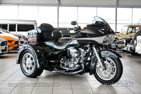 Черный Харли-Девидсон Road Glide 2005 в Таллин, объемом двигателя 1.45 л и пробегом 48 тыс. км за 22900 €, фото 1 на AUTOMOTO.COM.LV