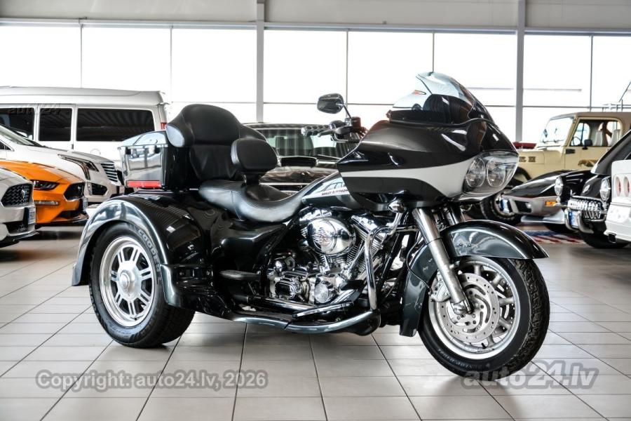 Black Harley-Davidson Road Glide 2005 in Tallinn, with an engine capacity of 1.45 L and mileage of 48 thousand km for 22900 €, photo 1 on AUTOMOTO.COM.LV