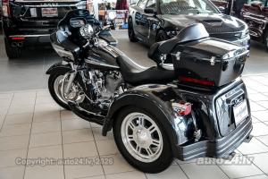 Black Harley-Davidson Road Glide 2005 in Tallinn, with an engine capacity of 1.45 L and mileage of 48 thousand km for 22900 €, photo 6 on AUTOMOTO.COM.LV