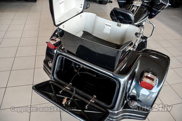 Черный Харли-Девидсон Road Glide 2005 в Таллин, объемом двигателя 1.45 л и пробегом 48 тыс. км за 22900 €, фото 8 на AUTOMOTO.COM.LV