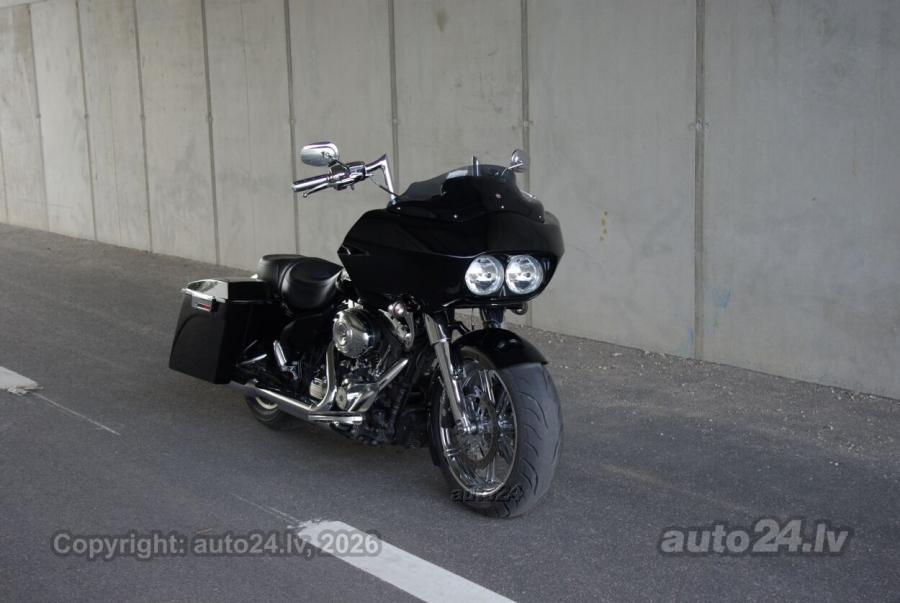 Черный Харли-Девидсон Road Glide 2013 в Тарту, объемом двигателя 1.69 л и пробегом 15 тыс. км за 11900 €, фото 5 на AUTOMOTO.COM.LV