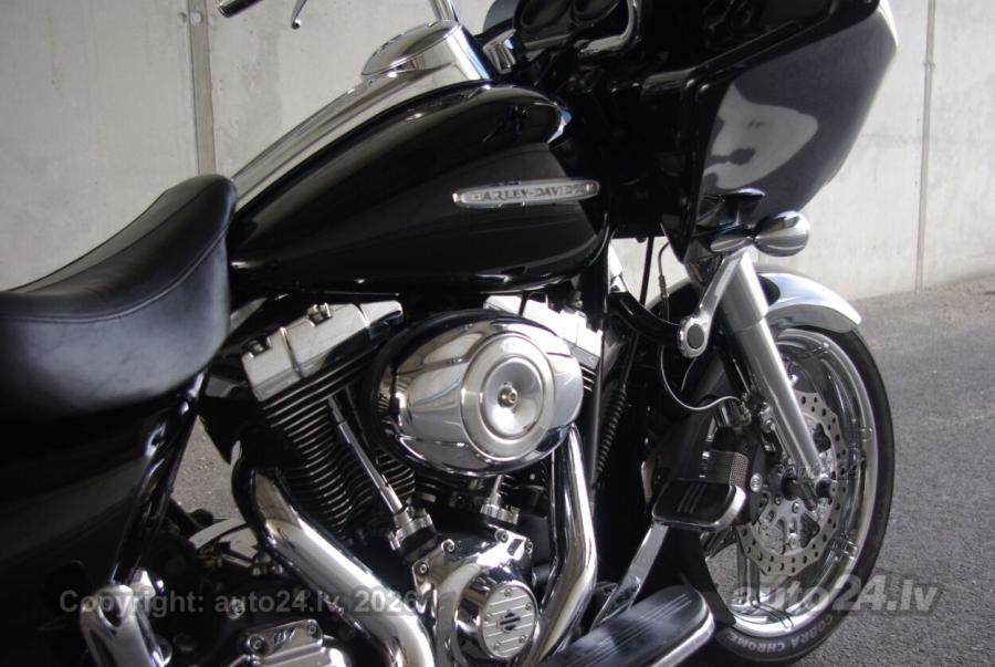 Черный Харли-Девидсон Road Glide 2013 в Тарту, объемом двигателя 1.69 л и пробегом 15 тыс. км за 11900 €, фото 8 на AUTOMOTO.COM.LV