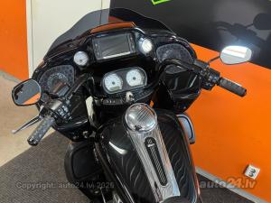 Black Harley-Davidson Road Glide 2015 in Tartu, with an engine capacity of 1.69 L and mileage of 89 thousand km for 12990 €, photo 8 on AUTOMOTO.COM.LV