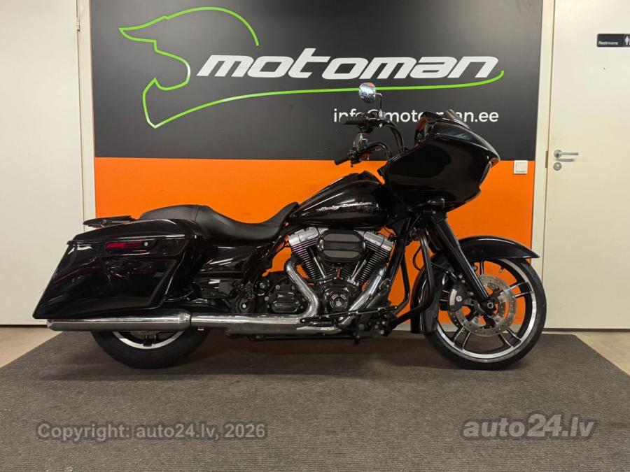 Melns Harley-Davidson Road Glide 2015 Tartu, ar dzinēja tilpumu 1.69 L un nobraukumu 65 tūkst. km par 12990 €, foto 3 vietnē AUTOMOTO.COM.LV