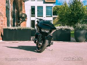 Melns Harley-Davidson Road Glide 2015 Tallina, ar dzinēja tilpumu 1.69 L un nobraukumu 41 tūkst. km par 13990 €, foto 4 vietnē AUTOMOTO.COM.LV