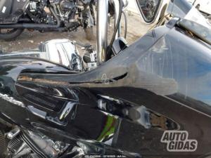 Black Harley-Davidson Road Glide 2016 in Klaipeda, with an engine capacity of 1.69 L and mileage of 0 thousand km for 4500 €, photo 16 on AUTOMOTO.COM.LV