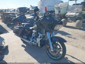 Melns Harley-Davidson Road Glide 2017 Klaipėda, ar dzinēja tilpumu 1.75 L un nobraukumu 5 tūkst. km par 4500 €, foto  vietnē AUTOMOTO.COM.LV